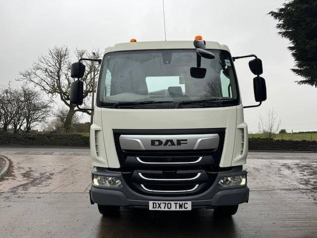 ZappAds: 2021 DAF LF 260 Euro 6 Econ twin auger hot box tow bar