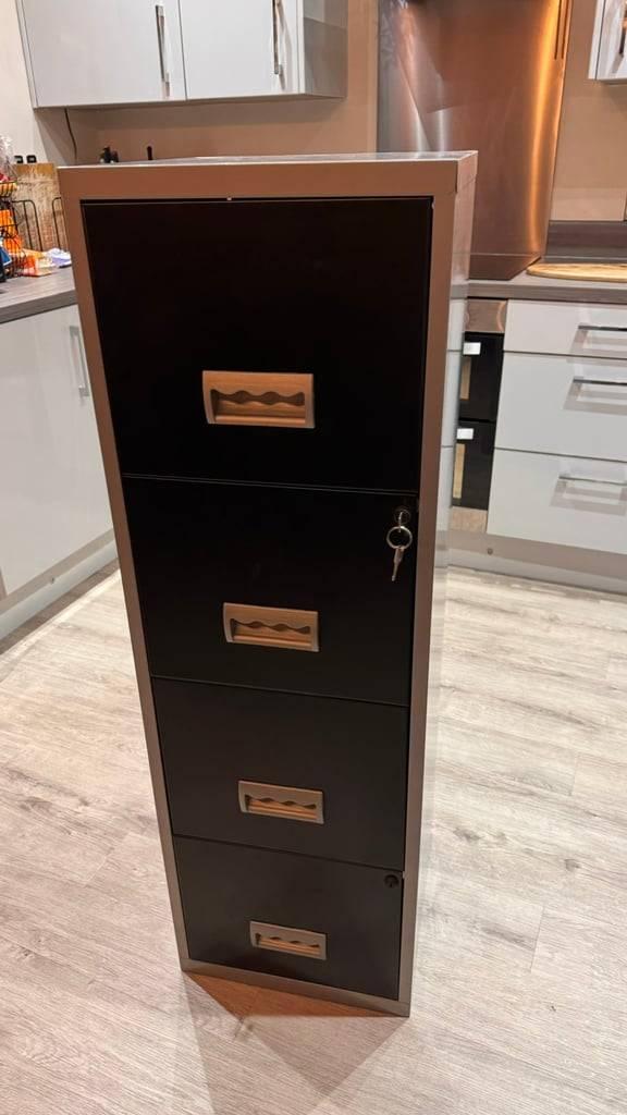 ZappAds: 4 Draw filling cabinet