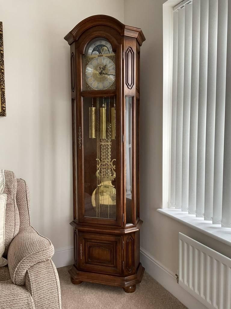 ZappAds: A Richard Broad Long case Solid Oak Clock