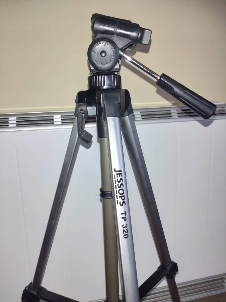 ZappAds: Jessops TP 320 Tripod With Expanding Legs And Tilt Head With ...
