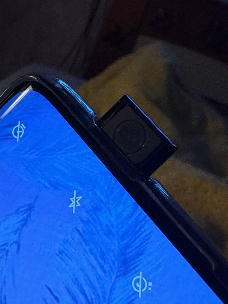 ZappAds: One Plus 7t pro perfect condition and working order.