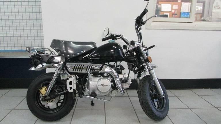 ZappAds: SKYTEAM 125cc FUEL INJECTED EU5 MONKEY BIKE - NEW IN STOCK - LAST ONE